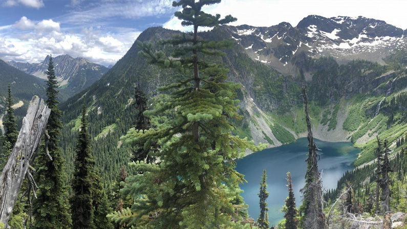 Maple Pass Loop: One of the Best North Cascades Hikes - Visit USA Parks